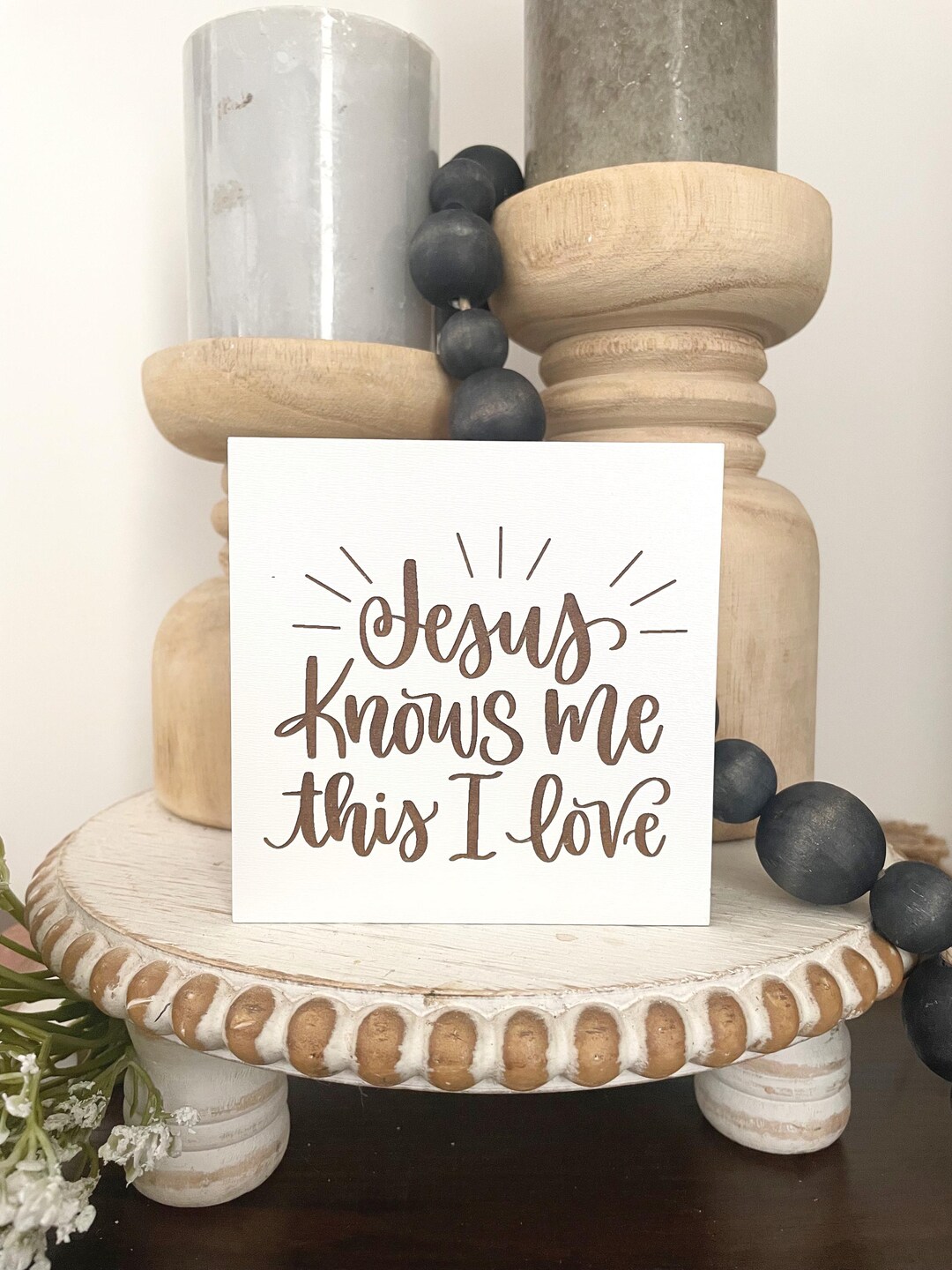 Christian Tier Tray Sign, Jesus Knows Me Table Top Decor, Easter Gift ...