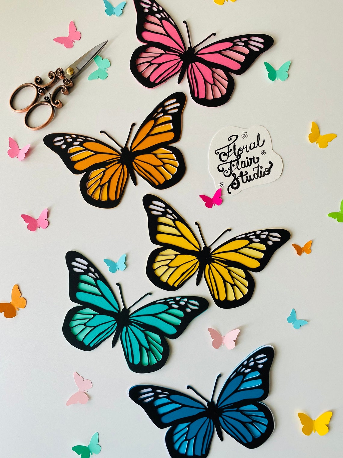 Farfalla e margherita SVG: modello floreale 3D, file per Cricut (file ...