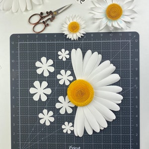 SVG Digital File, Paper Daisy, Cricut Flower Template, DIY Spring Decor ...