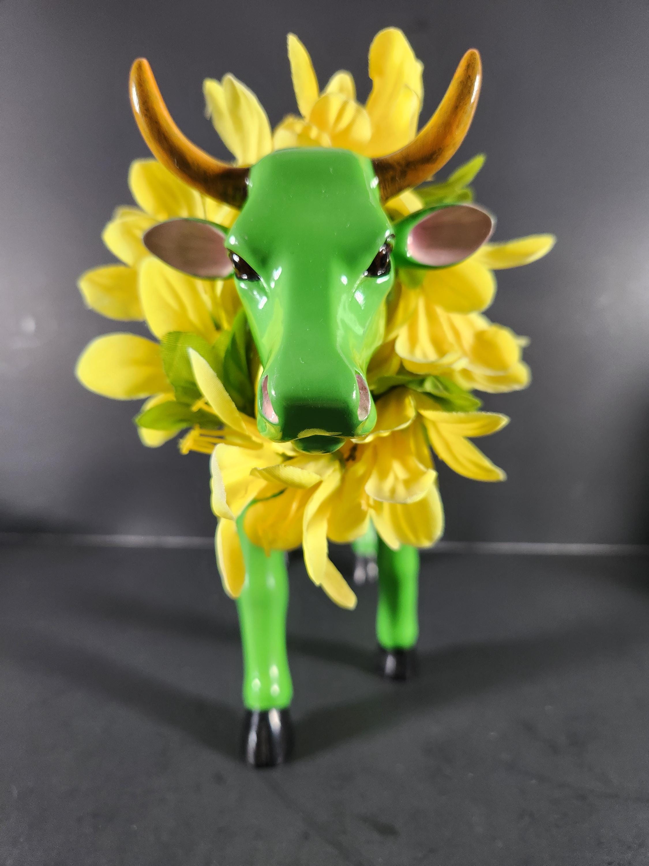 Vintage Cow Parade Figurinecow-a-bunga Museum Edition - Etsy