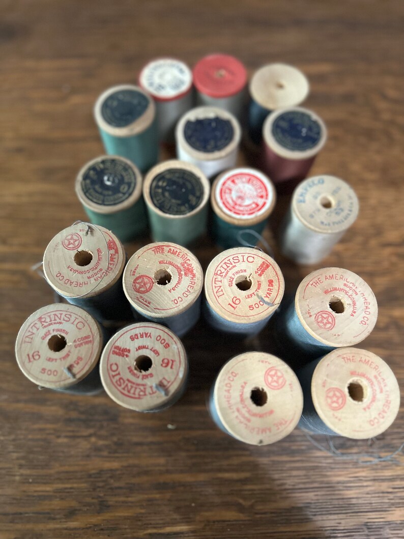 Vintage Wooden Spools American Thread Company -18 Spools - Etsy