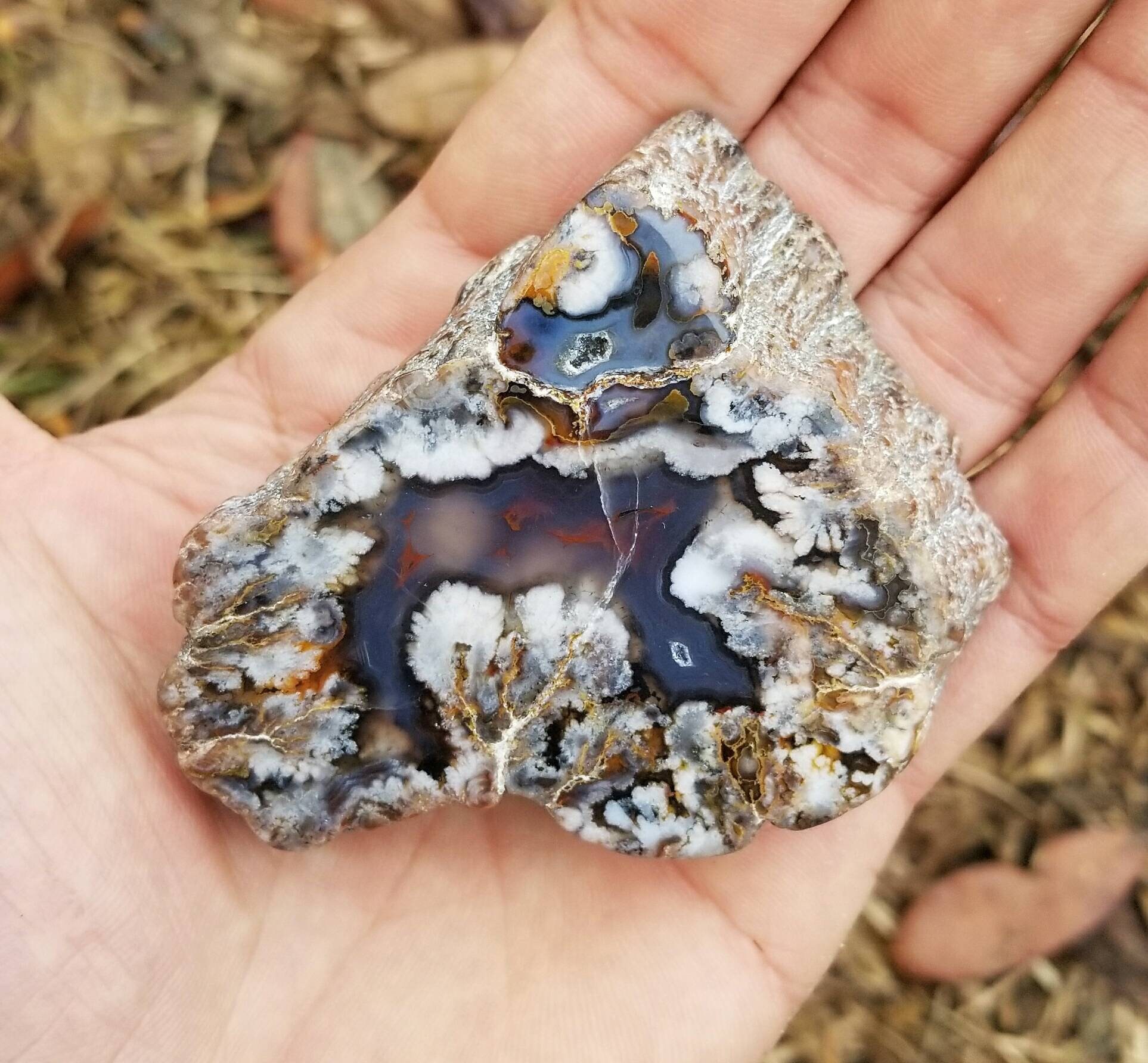 Banded Agate w Rainbow Sparkling Quartz Pyramid Polished 61mm 210g ...
