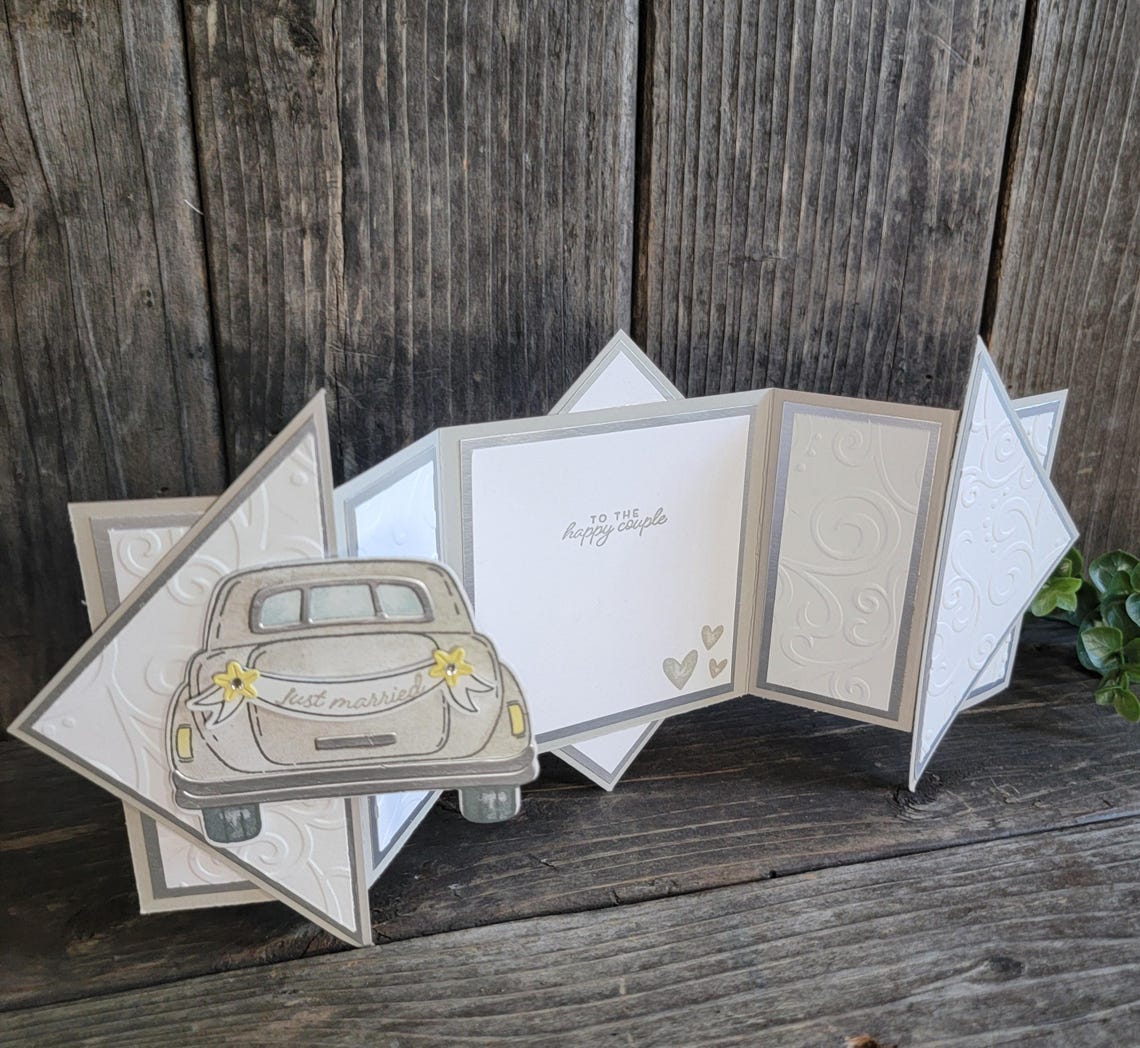 Handmade Fold Out Wedding Card: Classic Car, Happy Couple - Etsy