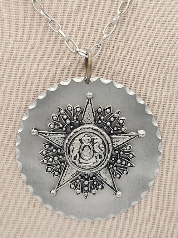 Vintage Oversize Silver Tone Circular Medallion Penda… - Gem