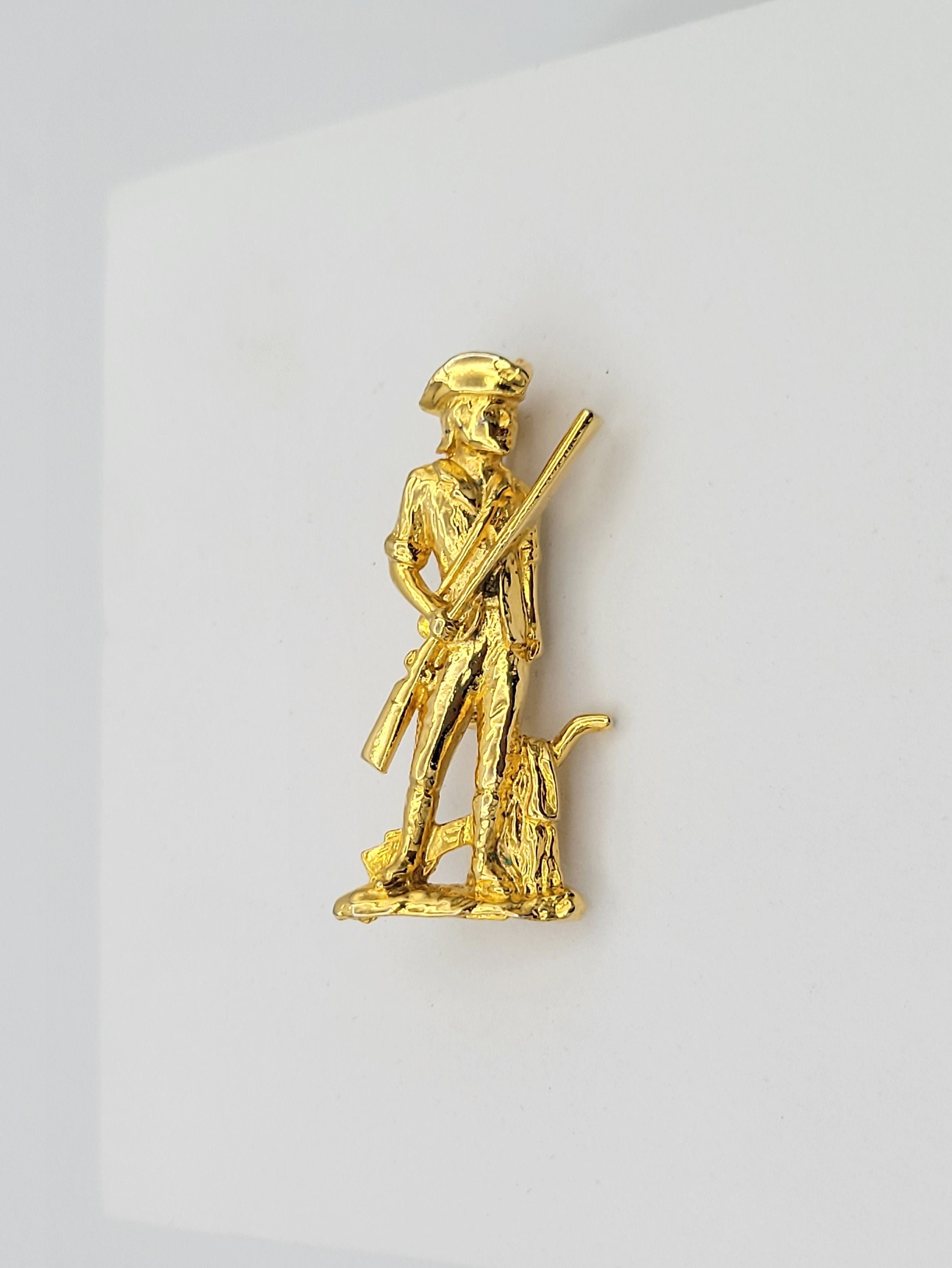 Vintage 1970s Cinerama Gold Tone Minuteman Soldier Brooch Costume ...