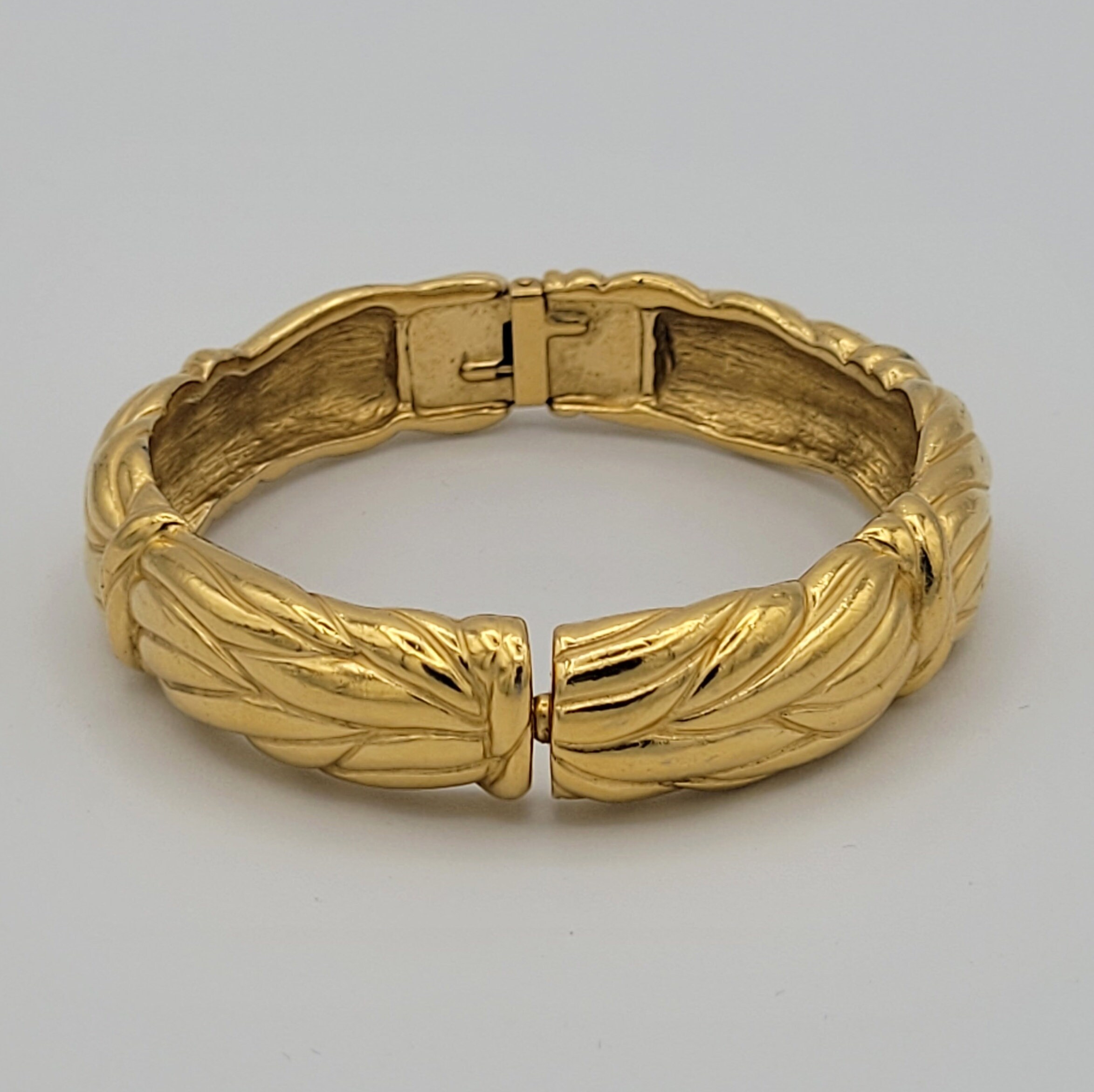 Vintage Trifari Gold Tone Clamper Bangle Bracelet Costume | Etsy