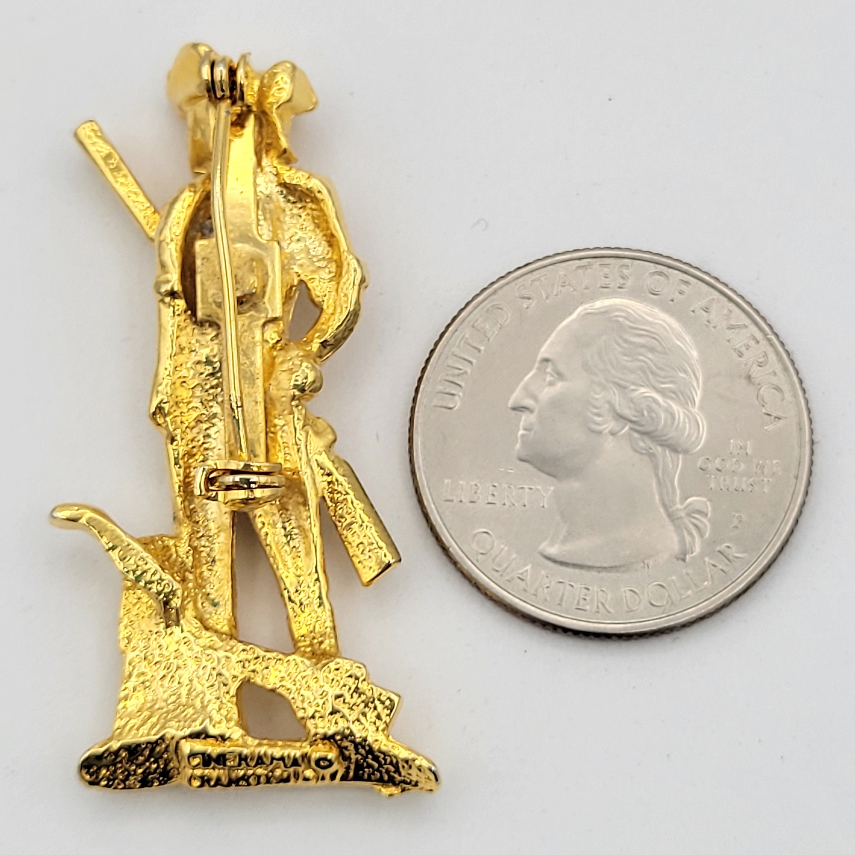 Vintage 1970s Cinerama Gold Tone Minuteman Soldier Brooch Costume ...