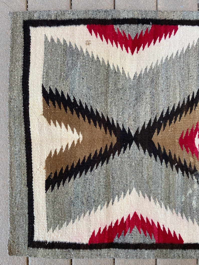 Vintage 1970's Eye Dazzler Navajo Rug - Etsy