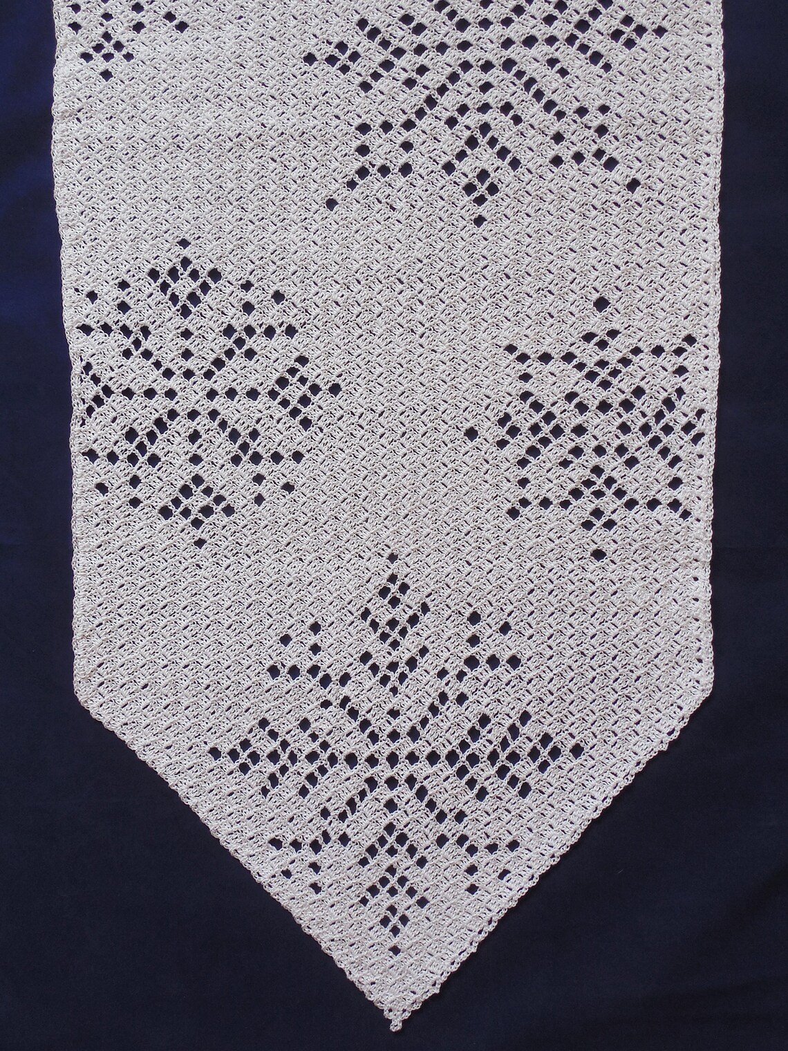 Cascading Snowflakes Table Runner PDF Crochet Pattern - Etsy