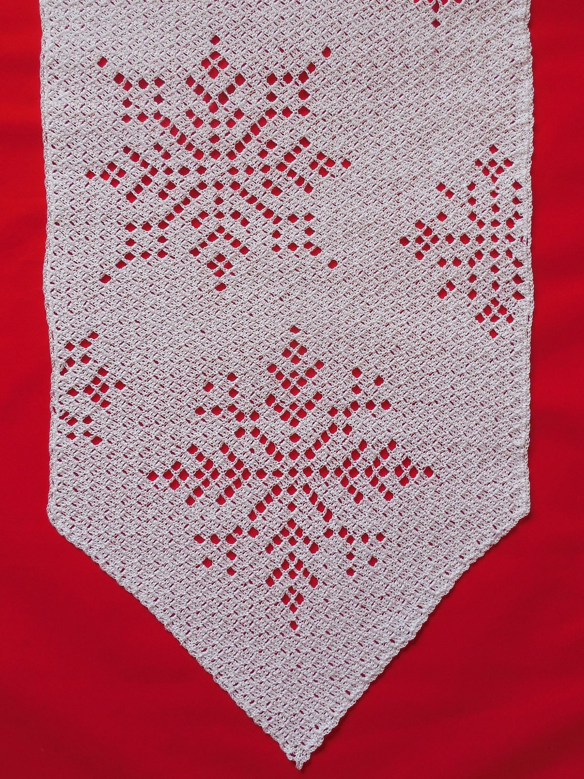 Cascading Snowflakes Table Runner PDF Crochet Pattern - Etsy