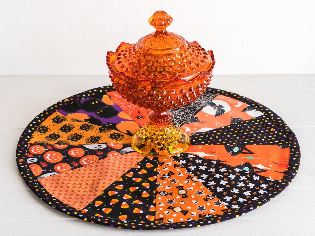 Quilted Halloween Table Topper Decor, Small Round, Handmade Patchwork ...