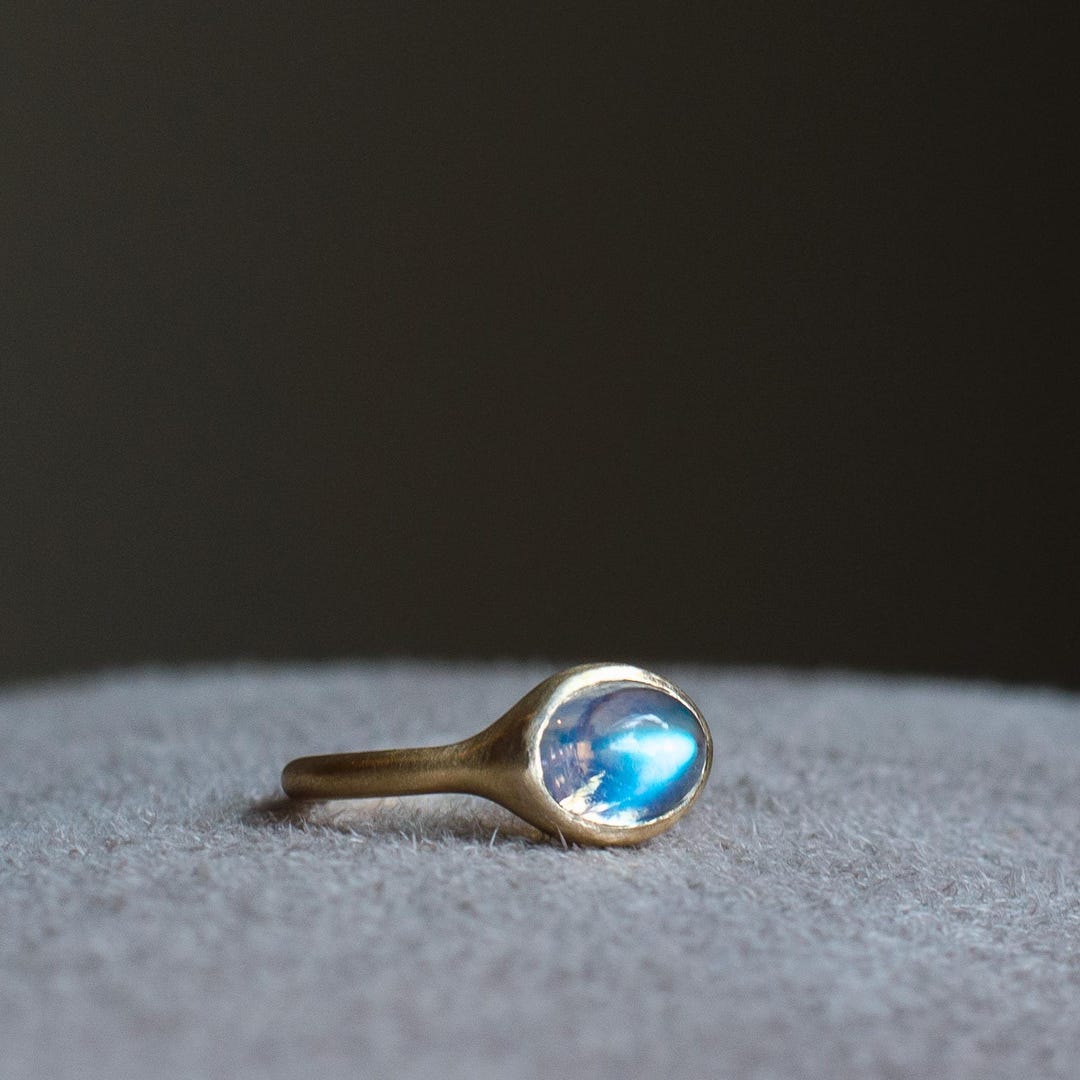 14k Moonstone Signet Ring - Etsy