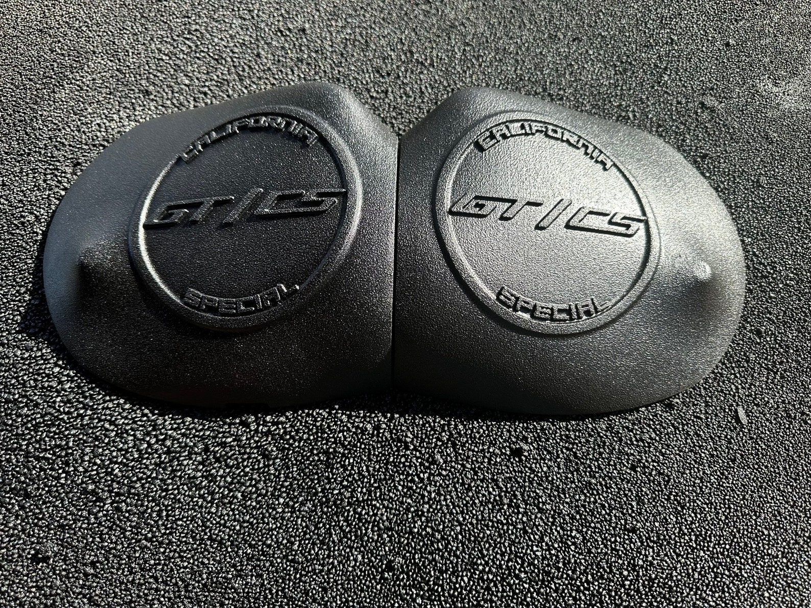 2015-2023 Mustang Strut Tower Covers (mach 1) Embossed (all Black) - Etsy