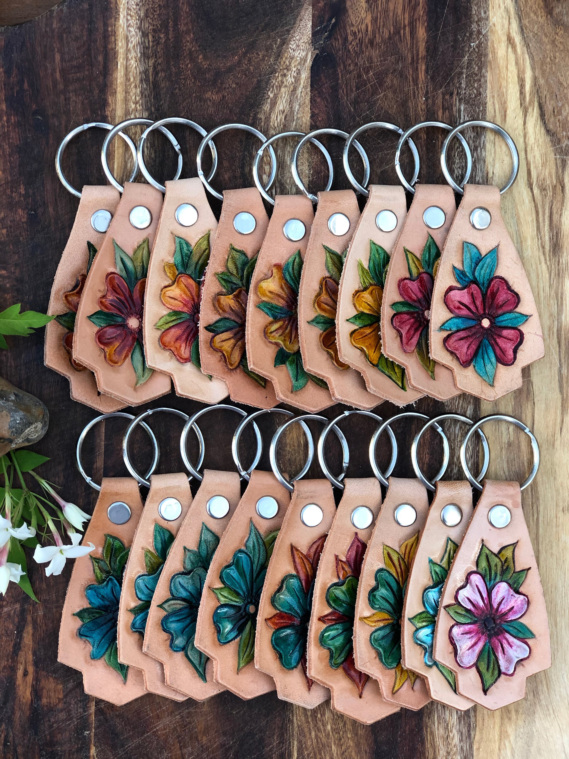 Londoner Leather Keychain - Flower - Floral Leather Key Fob - Leather ...