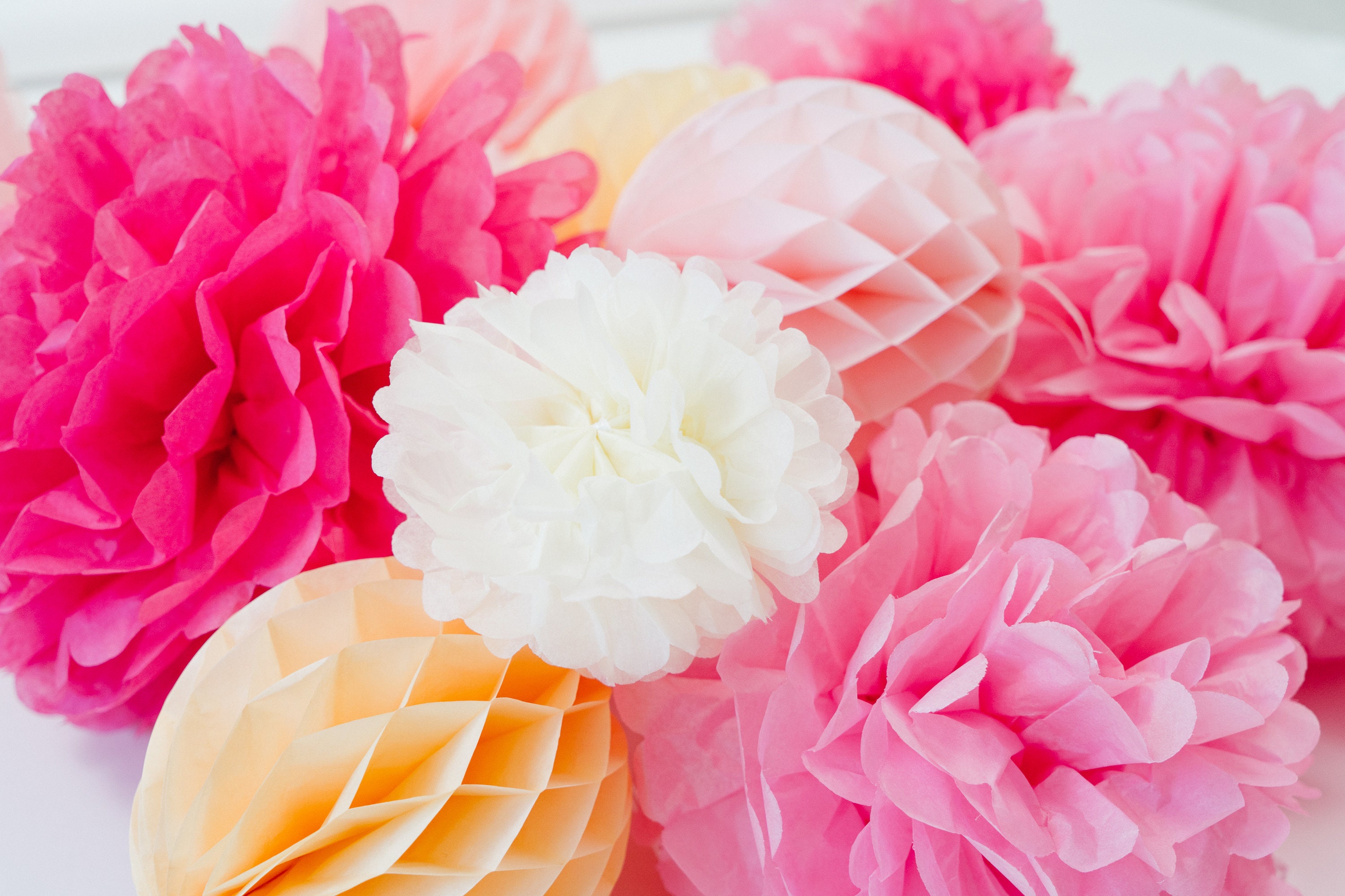 Papakit Deluxe Large Paper Fans Wall Decoration Set Set of 26 Birthday ...