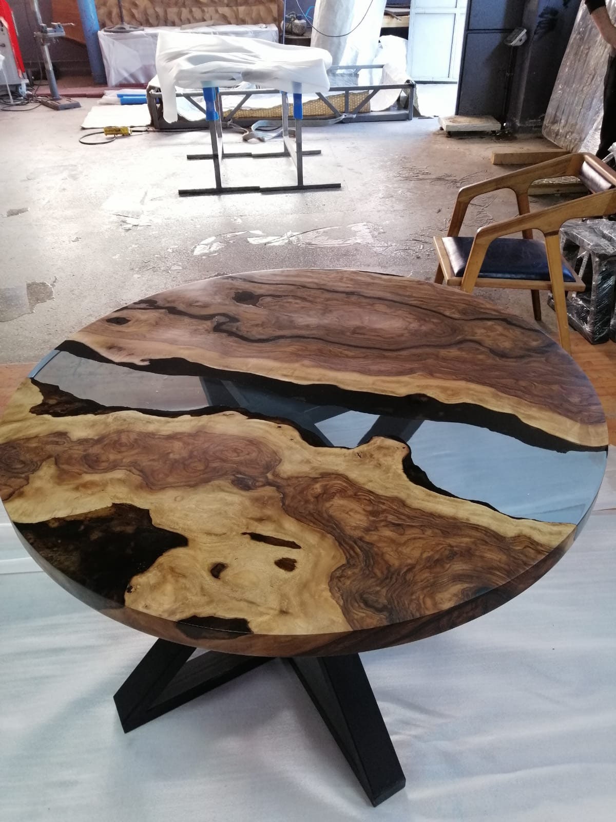 Round Dining Table, River Table, Custom 48” Round Walnut Transparent ...