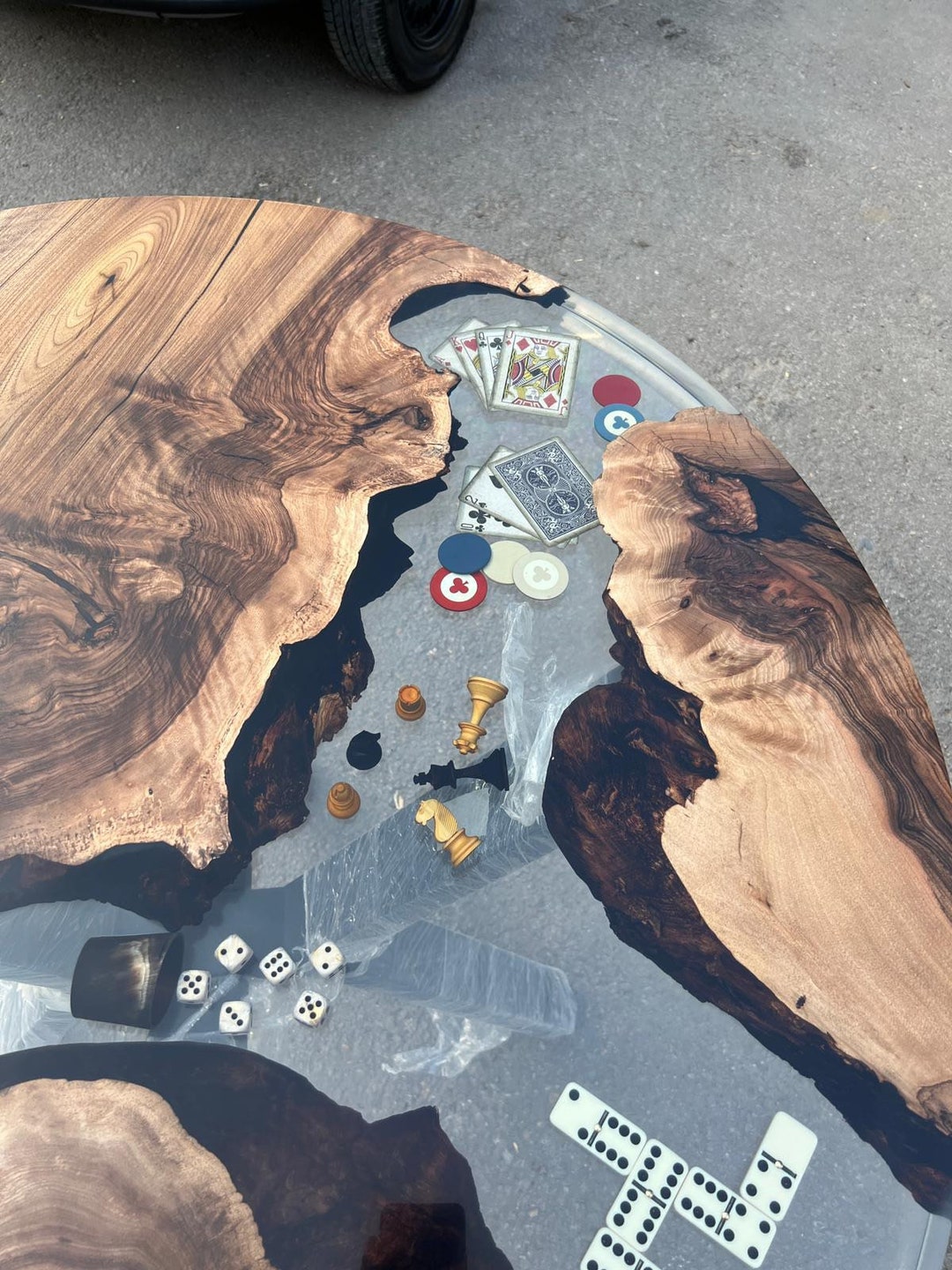 Walnut Round Epoxy Game Table, Walnut Epoxy Gamble Table, Custom 42 ...