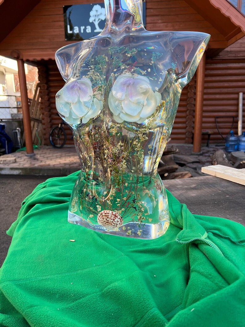Epoxy Sculpture, Sculpture Art, Female Sculpture, Body Sculpture ...