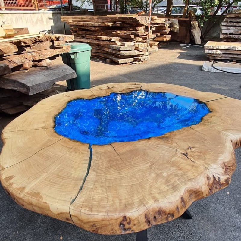 Live Edge Round Dining Table - Etsy