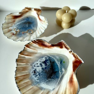 Scallop Clam Shell Mini Ocean Resin Trinket, Resin Jewellery Dish Beach ...