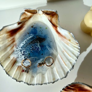 Scallop Clam Shell Mini Ocean Resin Trinket, Resin Jewellery Dish Beach ...