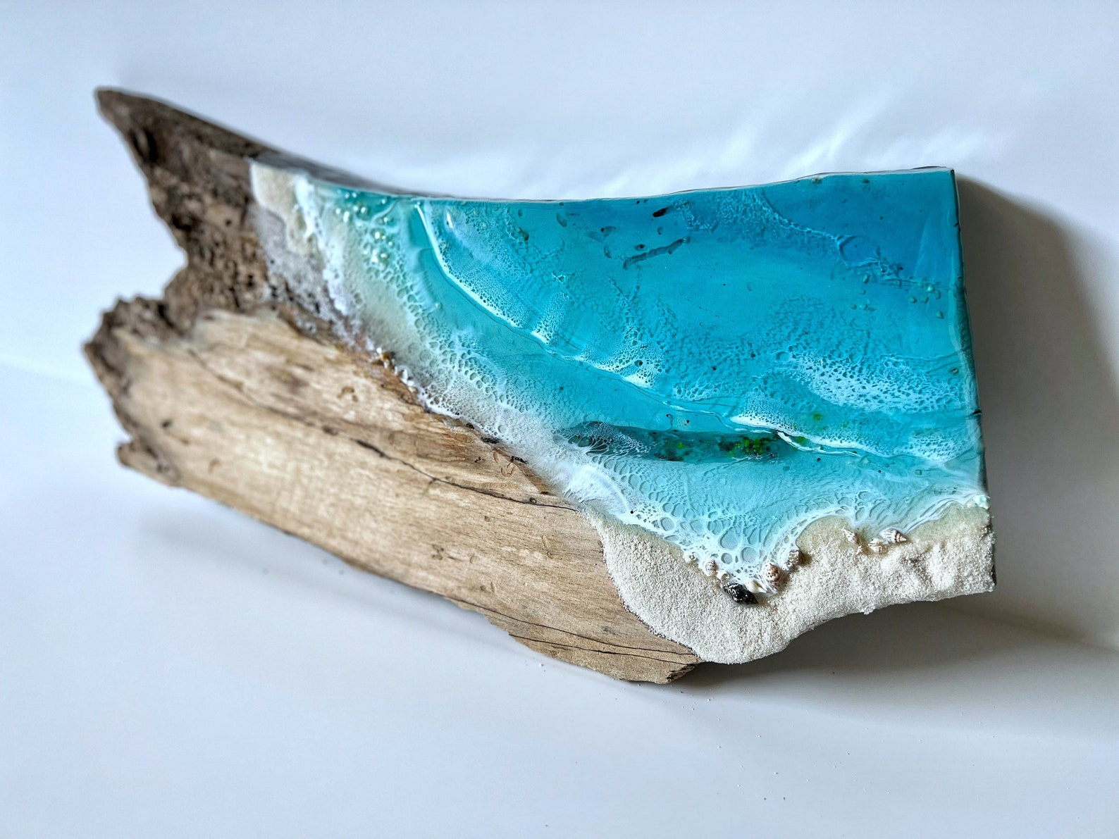 Blue Ocean Resin Art on Wood Slice. Resin Wave Art, Beach House Decor ...