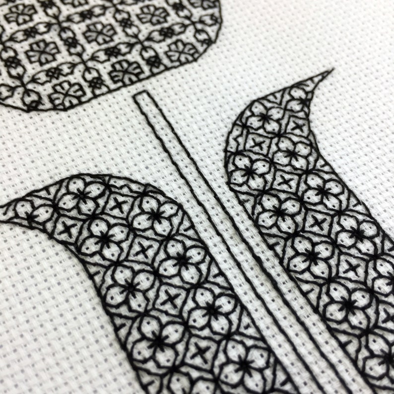 Folk Flower Blackwork Pattern PDF Blackwork Embroidery Chart - Etsy