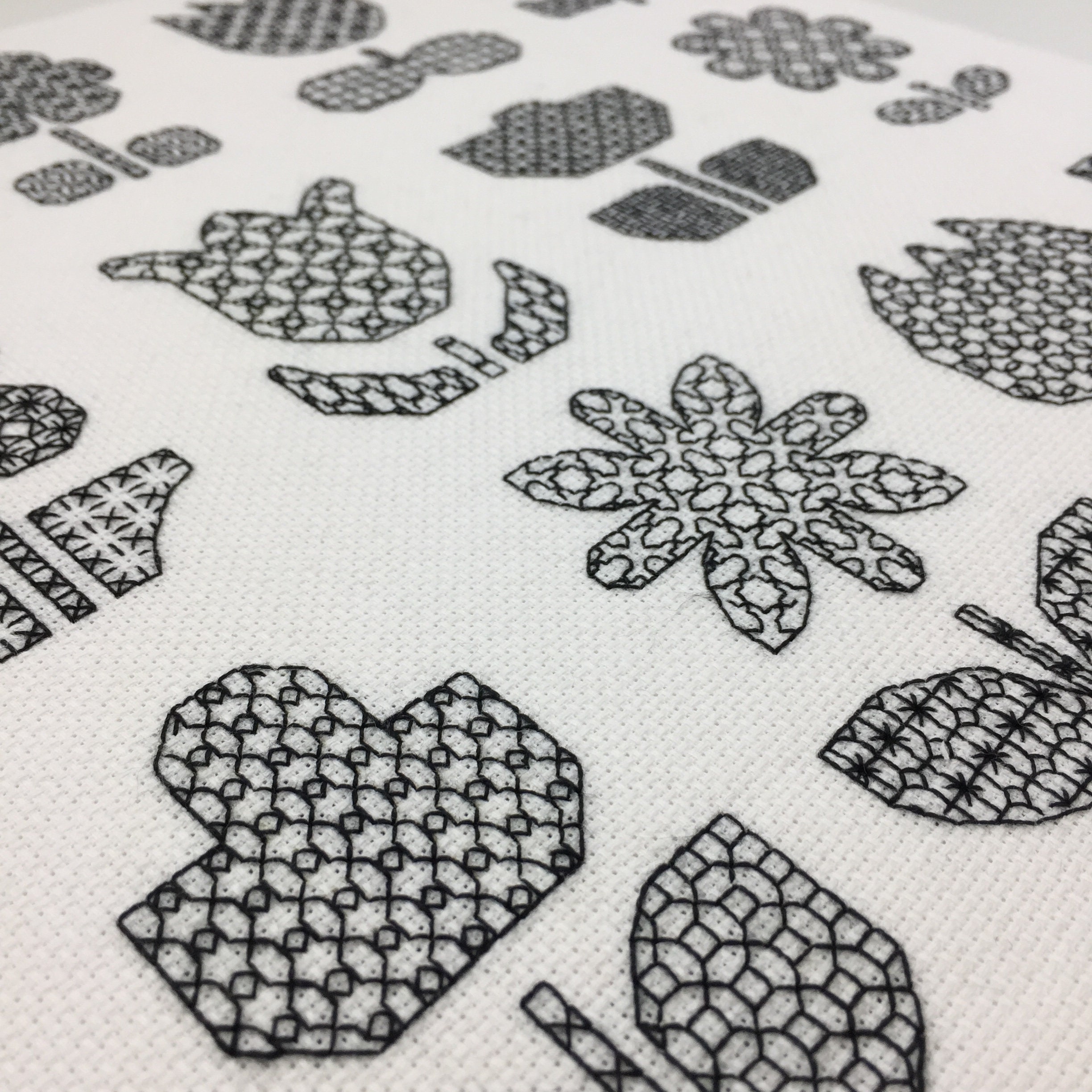 Folk Flowers Blackwork Pattern PDF Blackwork Embroidery - Etsy