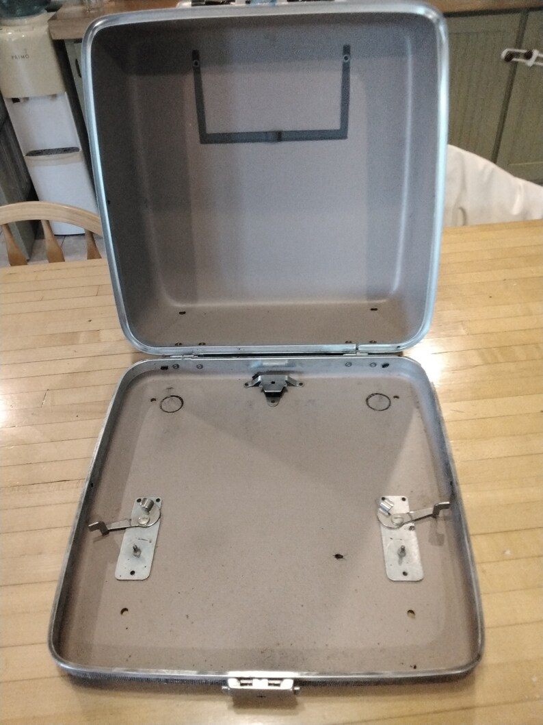 Royal Quiet Deluxe Portable Typewriter With Case - Etsy