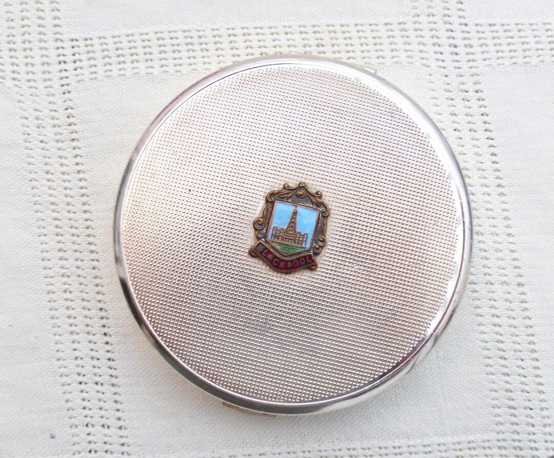 Vintage Blackpool Souvenir Compact | Vintage Ladies Powder Mirror Puff ...