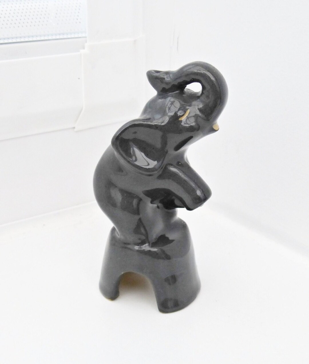 Grey Elephant Pie Funnel Ceramic Elephant Pie Vent Rare Crust Topper ...