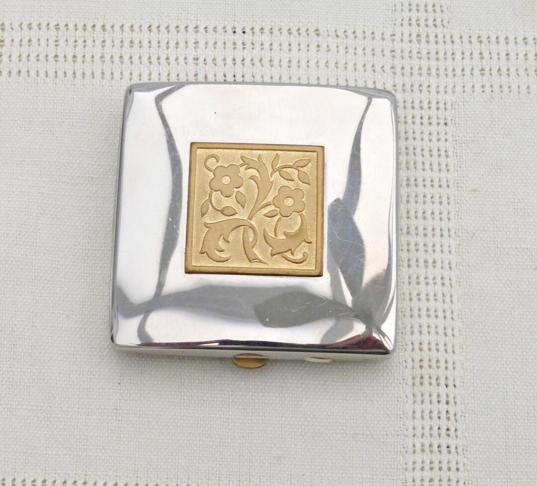 Vintage Yardley Compact Mirror 1940s Yardley of London Powder Compact ...