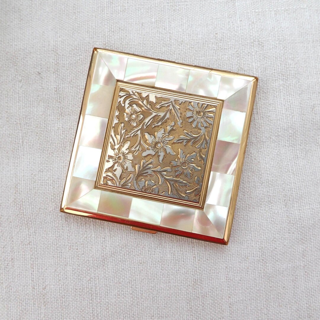 Vintage Mother of Pearl AGME Compact - MOP With Floral Panel Ladies ...