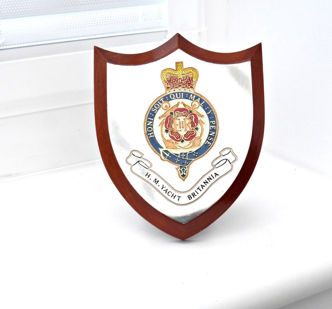 Royal Navy Plaque | Royal Yacht Britannia Desk Shield | Royal Family ...