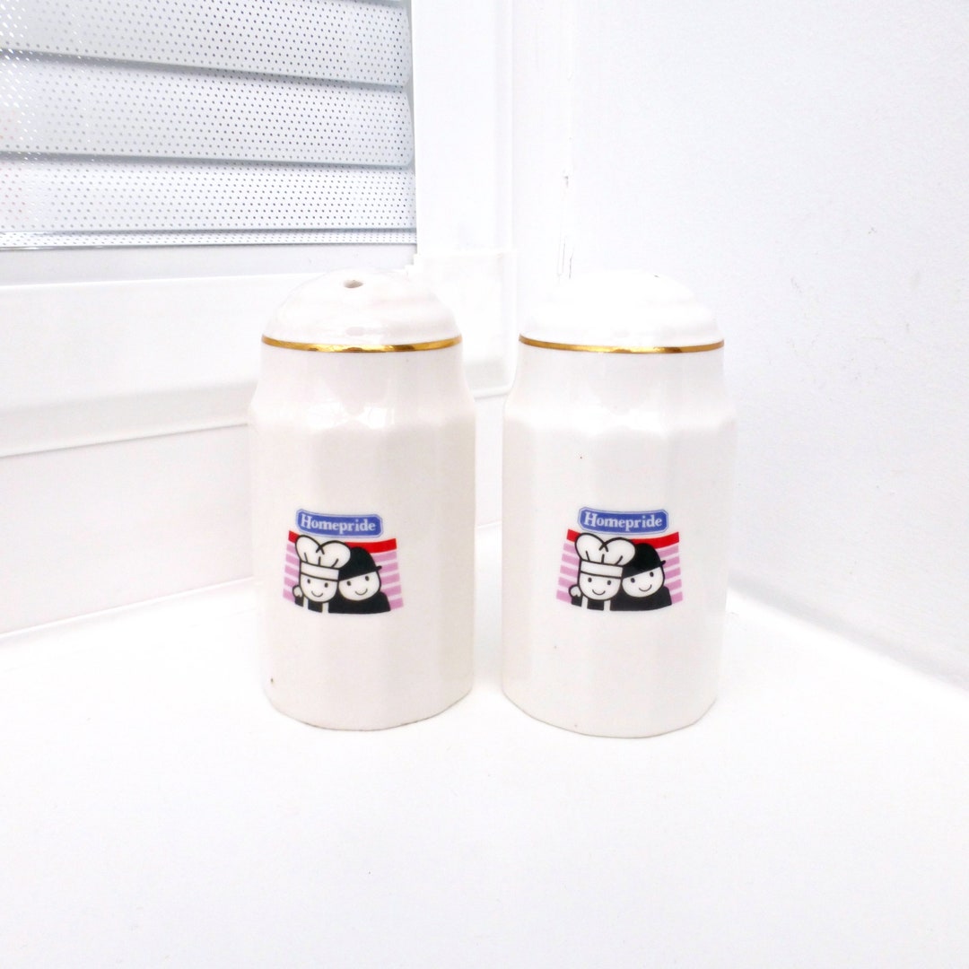 Vintage Homepride Salt and Pepper Shakers: Fred Flour Man Cruet Set ...
