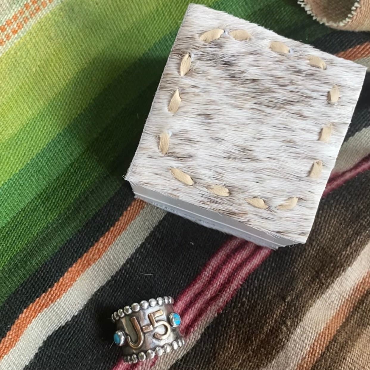 Our dolly Ring Bling I Holds One Single Ring. Different - Etsy