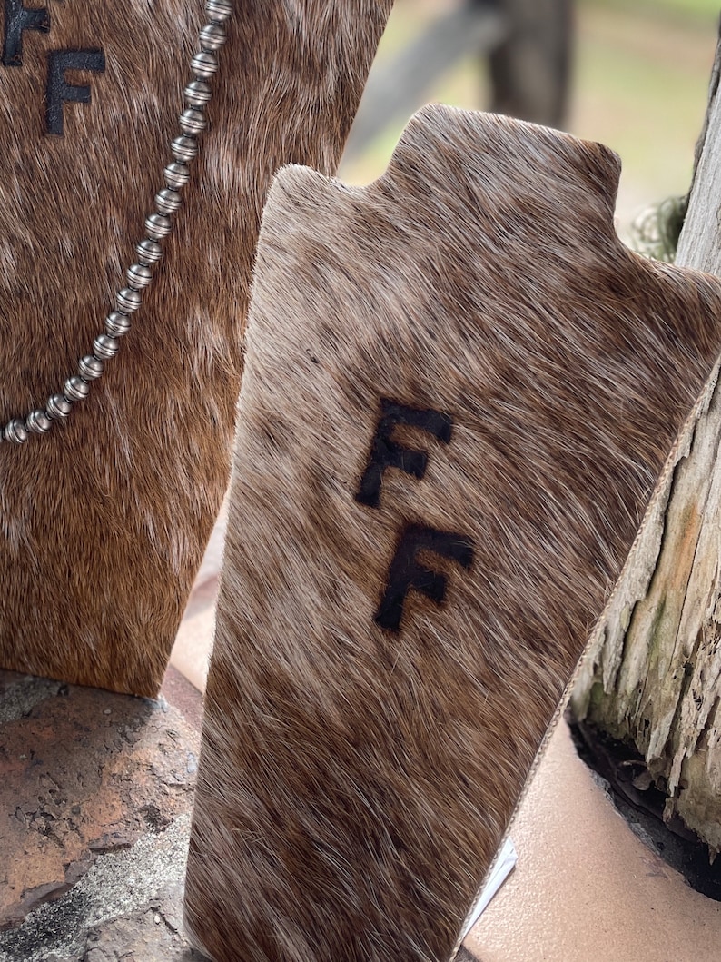 Cowhide Necklace Display: Ranch Style Jewelry Stand (8.5" X 4") - Etsy