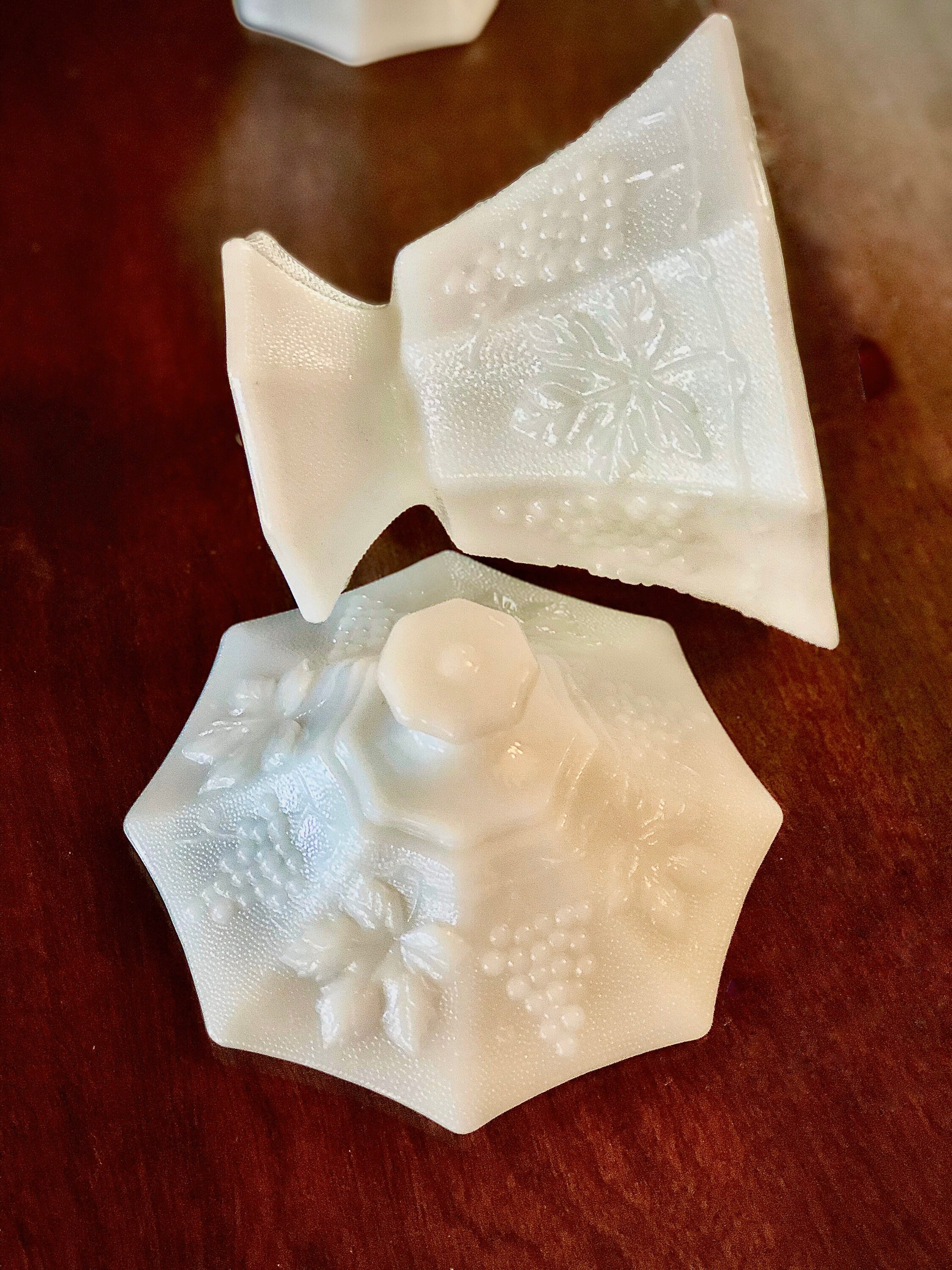 Vintage Anchor Hocking Harvest Grape Pattern Milk Glass - Etsy