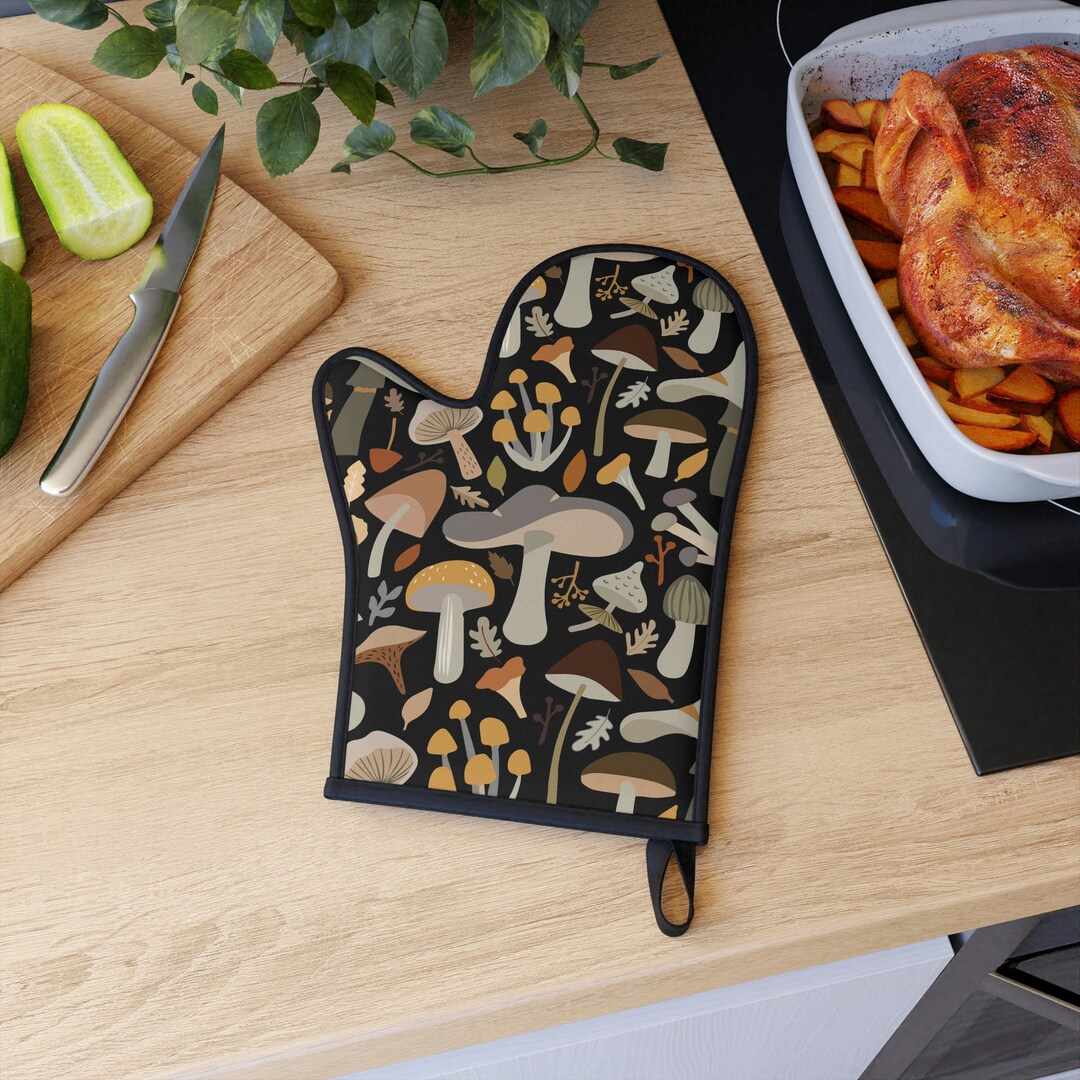 Retro Oven Mitt Whimsical Dark Mushroom Print Kitchen or Grilling Mitt ...