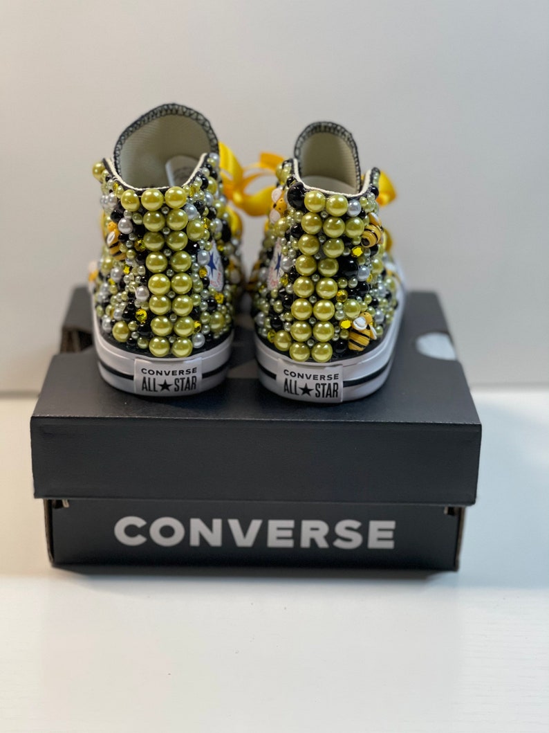 Custom Bee Converse - Etsy