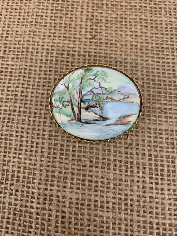 Ceramic brooch - Gem