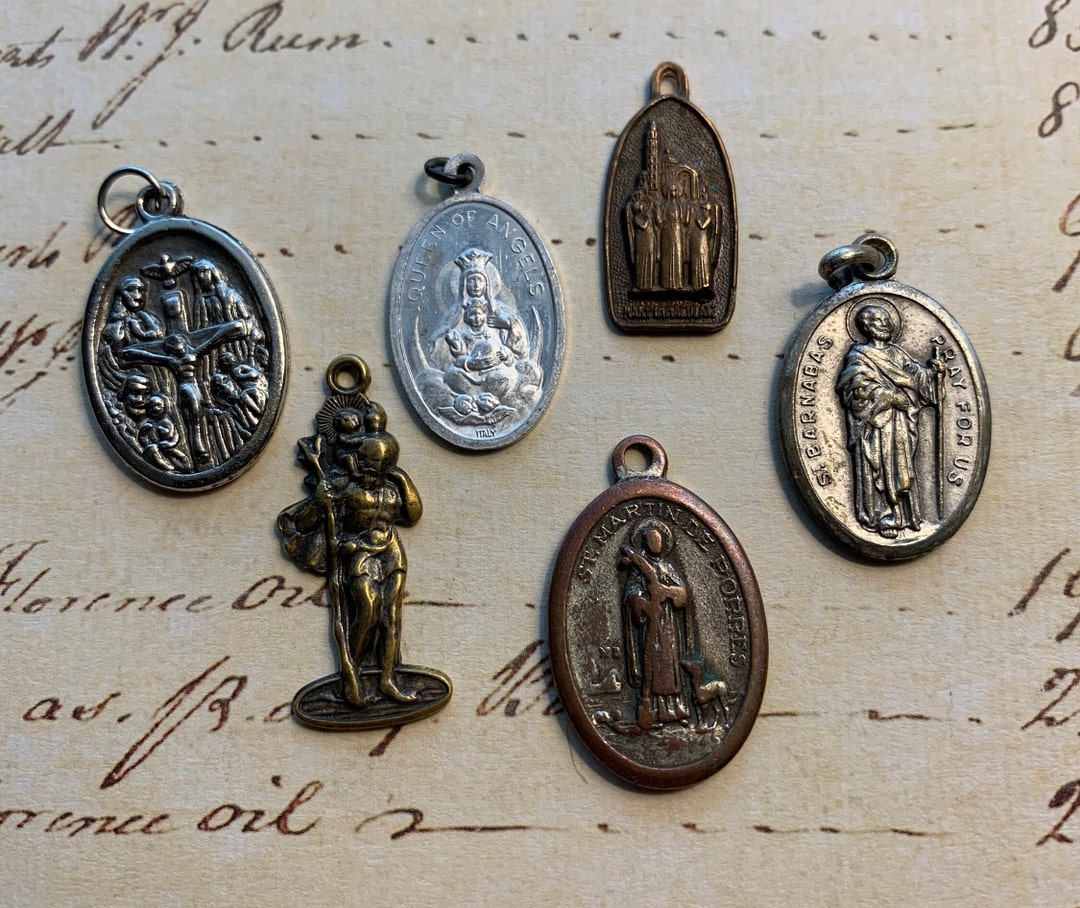 Nice Group Religious Medals, Catholic Religious Medals, Saint ...
