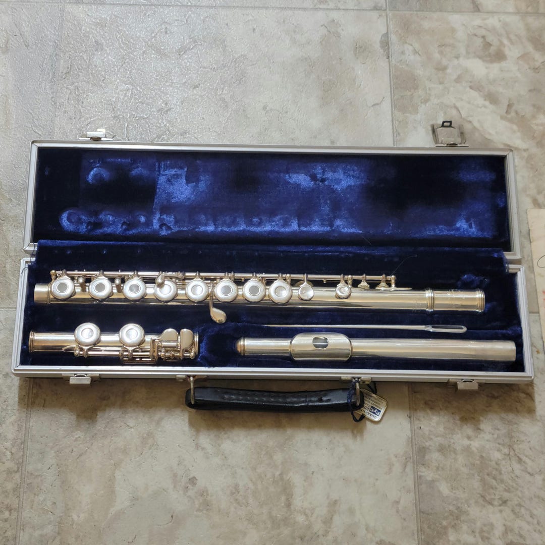 Vintage W.T. Armstrong 80K Sterling Silver Flute With Original Case - Etsy