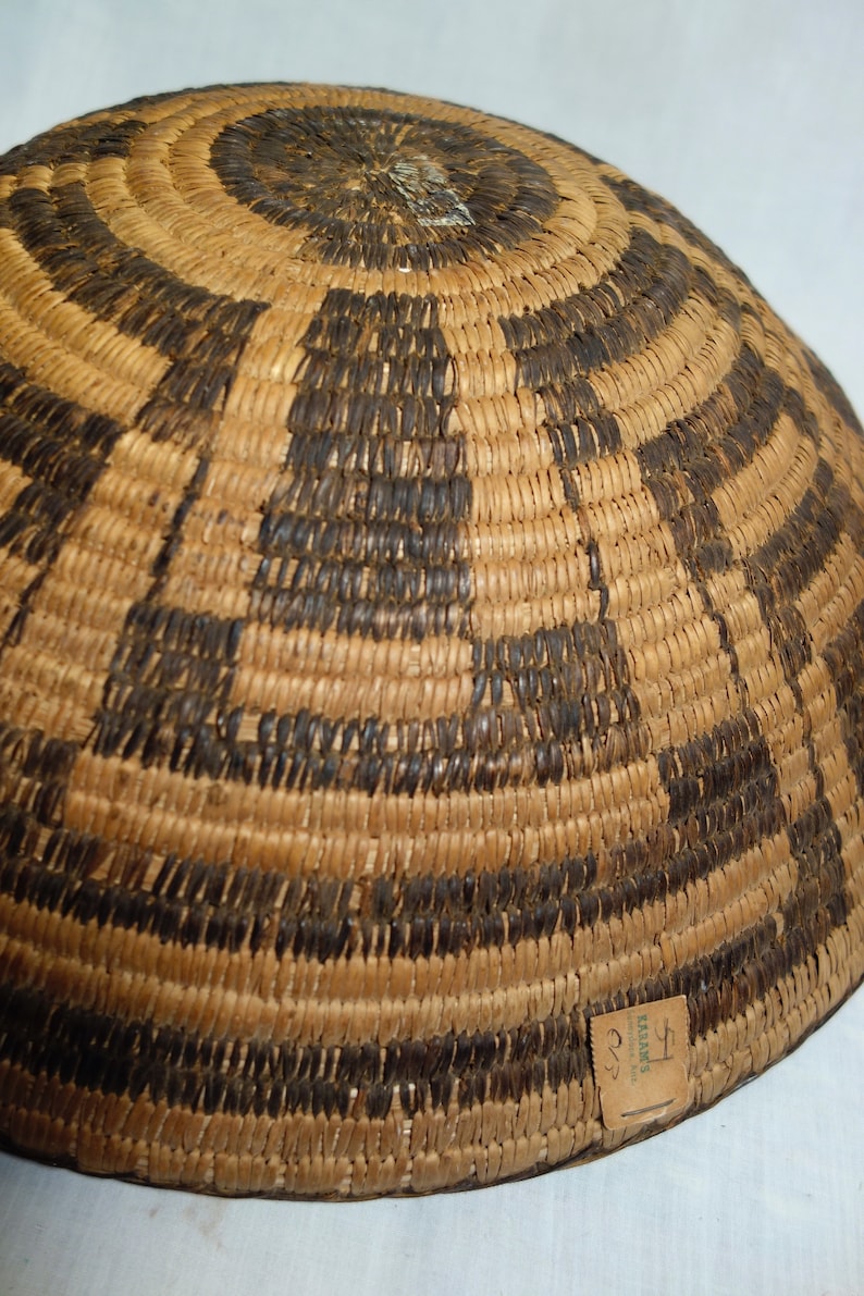 Antique Museum Quality Yavapai Apache Squash Blossom Pattern Basket 15. ...