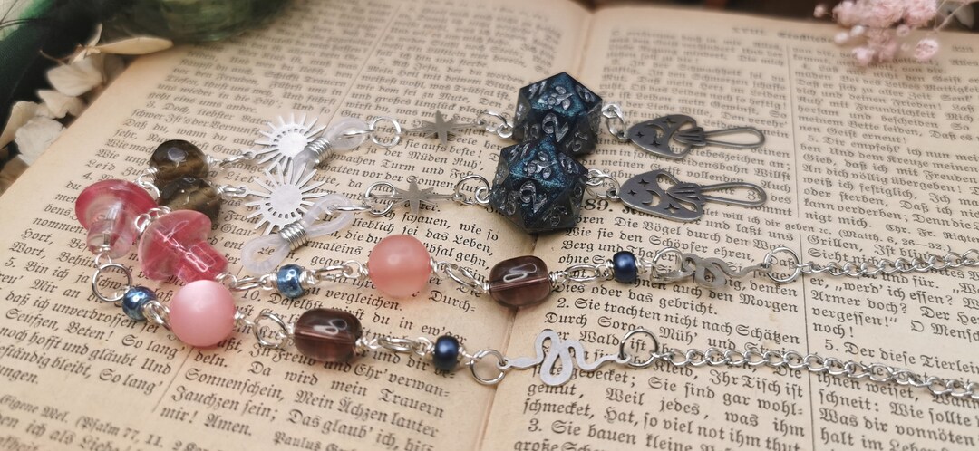 Dark Mycelium - D20 Glasses / Mask Chain Dnd TTRPG - Etsy