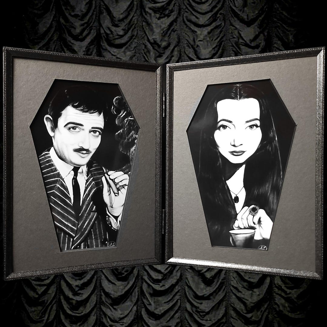 GOMEZ MORTICIA Addams : Original Art PRINT in Vintage Hinged Metal ...