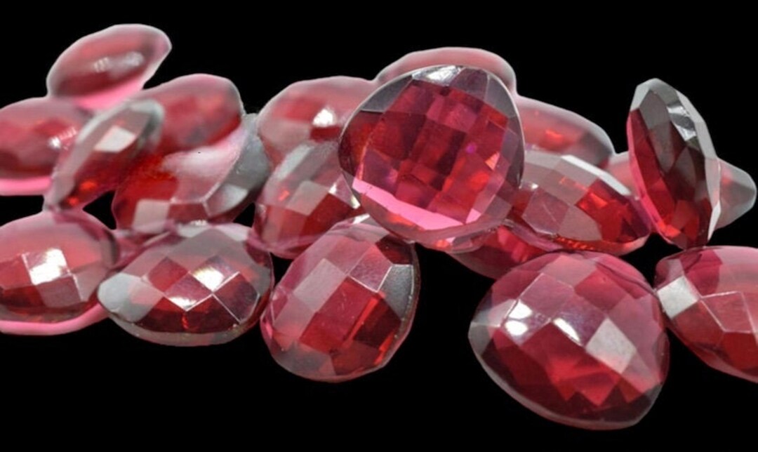 50 Pieces Red Garnet Hydro Quartz Gemstones: Faceted Heart Beads (8mm ...