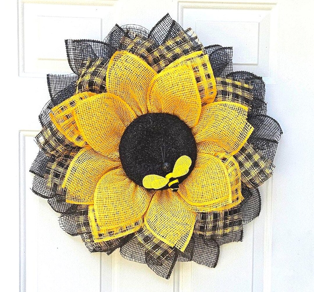 Sun Flower Summer Wreath, Yellow and Black With a Single Bee in the ...