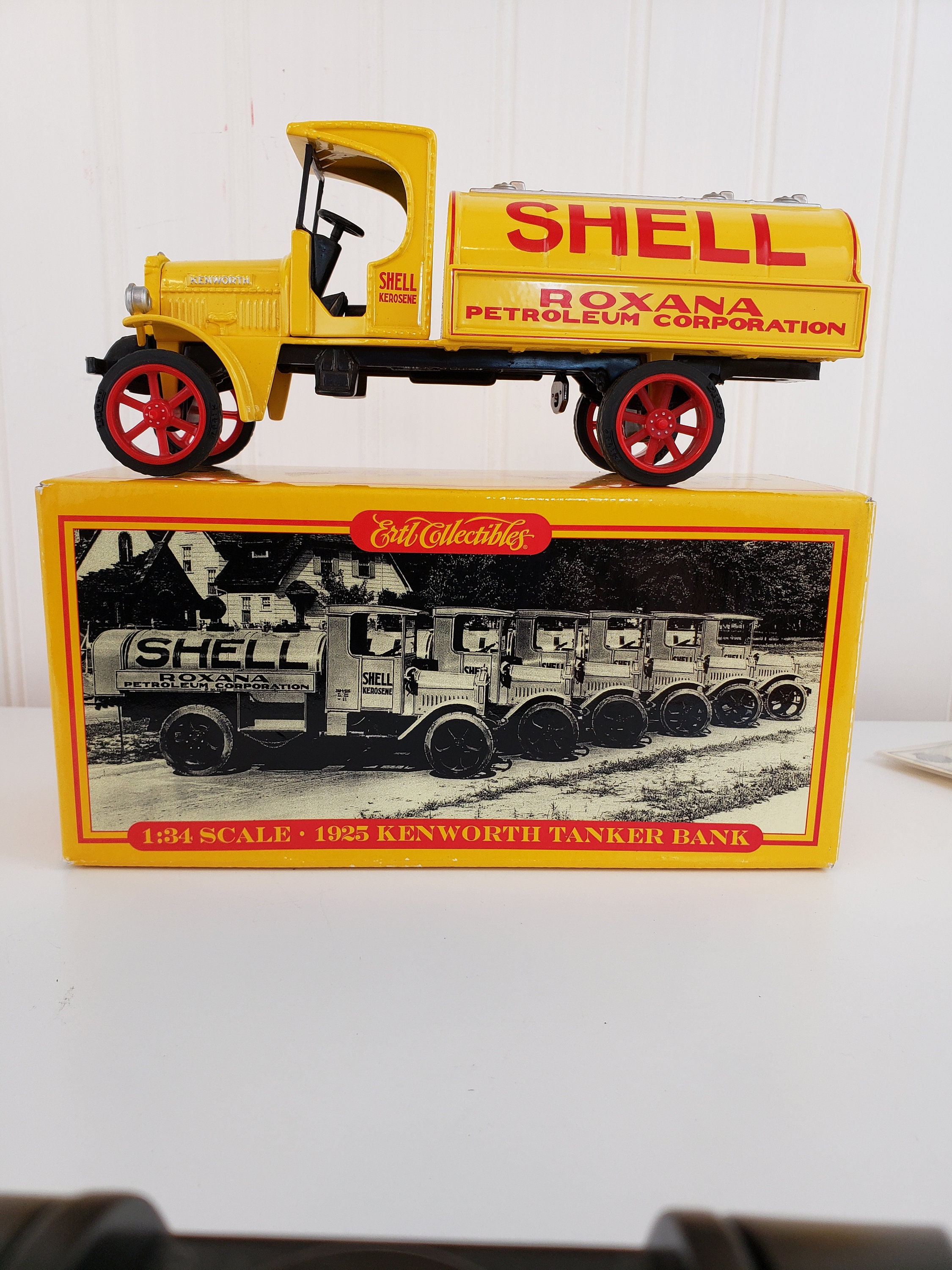 Shell 1925 Kenworth Tanker, Die Cast Metal Replica, Shell Collectibles ...