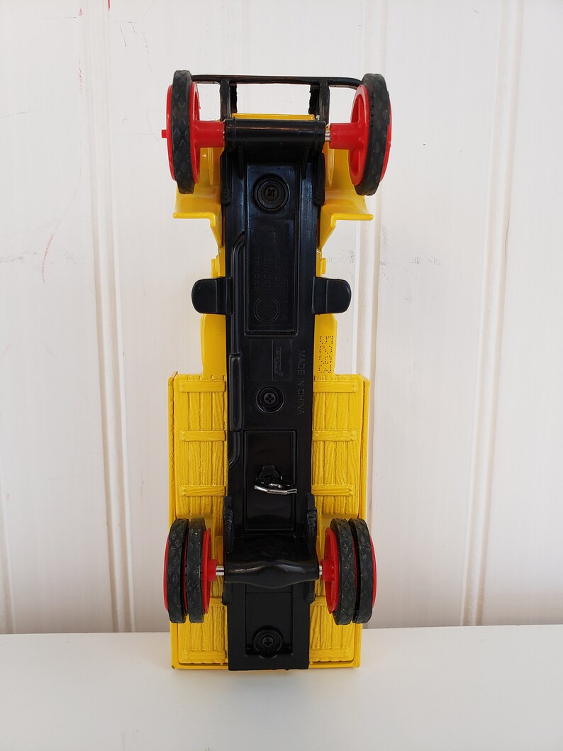 SHELL 1925 Kenworth Tanker, Die Cast Metal Replica, Shell Collectibles ...